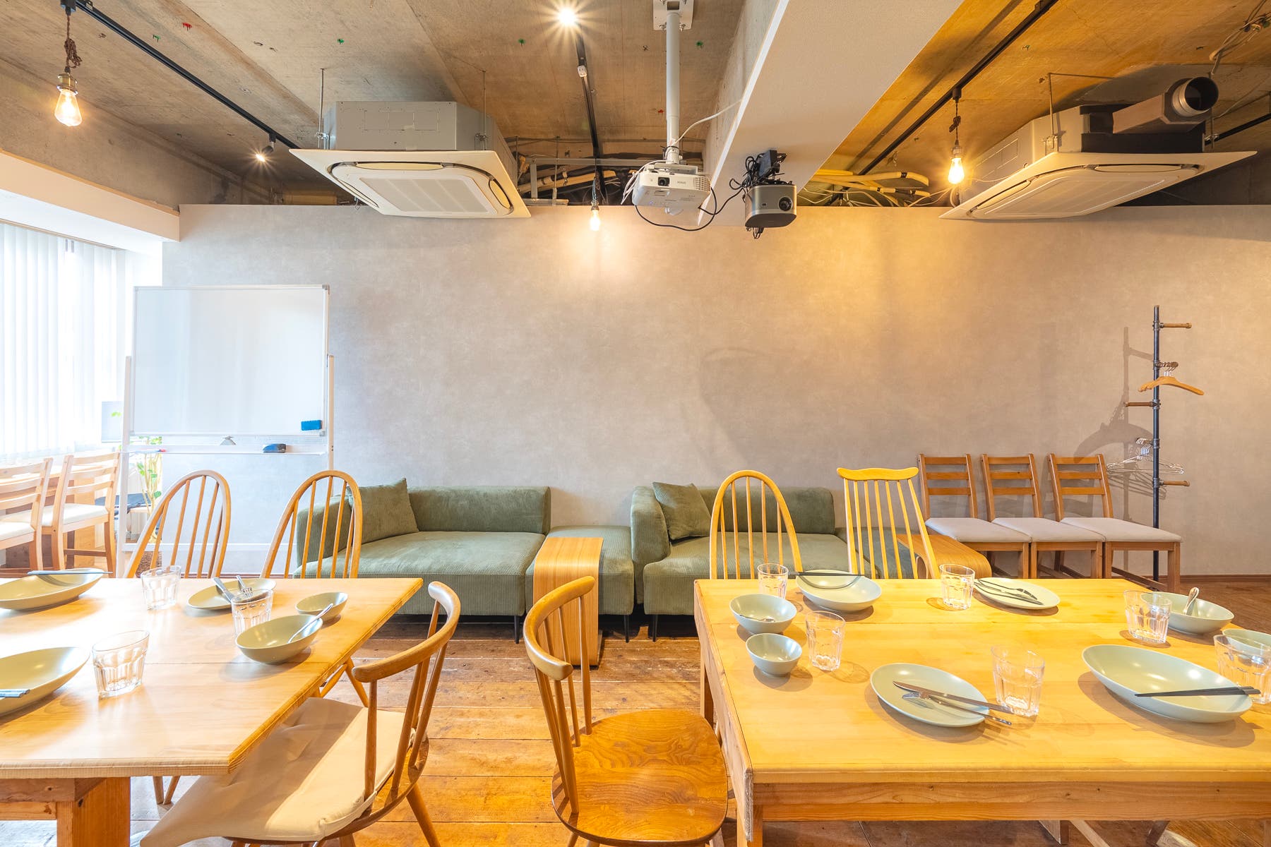 スペモ🏠中野駅🚶‍♀️交流会🤝セミナー👨‍💻打ち上げ🍻ボドゲ🎲パーティー🎉撮影🎥817_LOUNGE中野の写真3