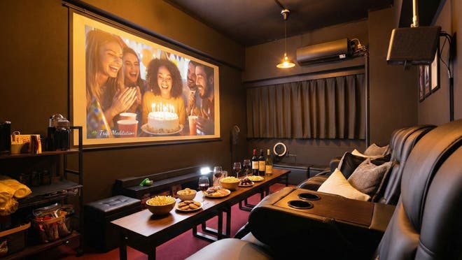 セレコレ🌳価格破壊💰最大14名🉐プロジェクター📽️映画🐈⬛デート💓ゲーム🎮女子会💗pricy永田町の写真1