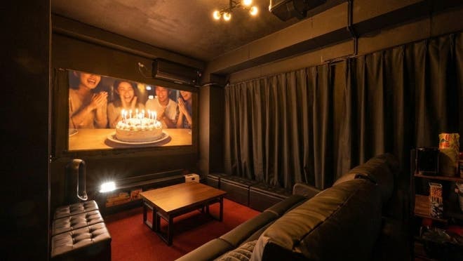 セレコレ🌳価格破壊💰最大11名🉐プロジェクタ📽️映画🐈⬛デート💓ゲーム🎮女子会💗推し活🌟gypsy池袋の写真1