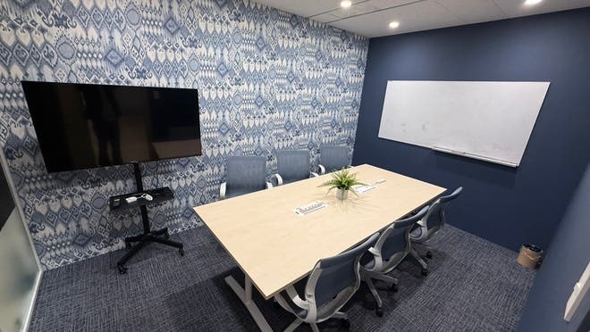 【西新宿五丁目駅 徒歩5分】セミナー/研修/会議OK✨️6-8名イベントスペースの写真1