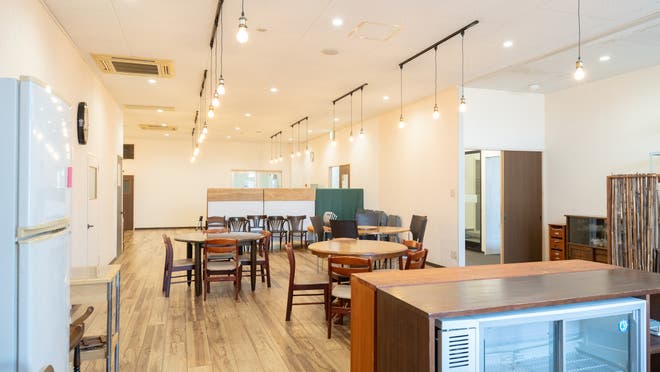 🌟 クリエイティブホール・North へようこそ!🌟 *心地よい空間で特別なひとときを*キッチン完備。何でもお料理できますの写真1