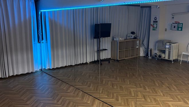 【横浜エリア最安クラス✨相鉄線天王町駅から徒歩6分】ダンス、ヨガ、楽器演奏などにおすすめ☆広々37㎡、大型鏡設置の写真4
