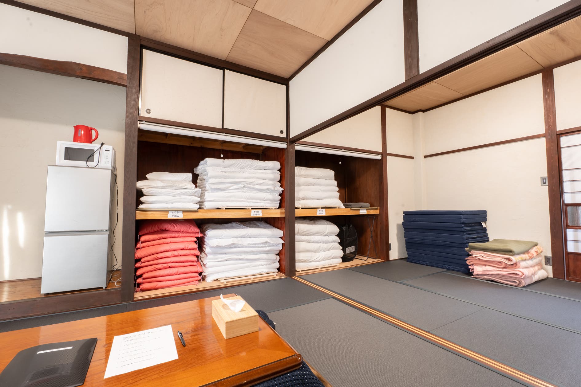 栃木県矢板市/廃墟感のある倉庫、オシャレなカフェスペース、大広間の和室でジャンルに沿ったレンタル撮影スペース！の写真2