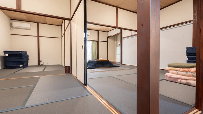 栃木県矢板市/廃墟感のある倉庫、オシャレなカフェスペース、大広間の和室でジャンルに沿ったレンタル撮影スペース!の写真3