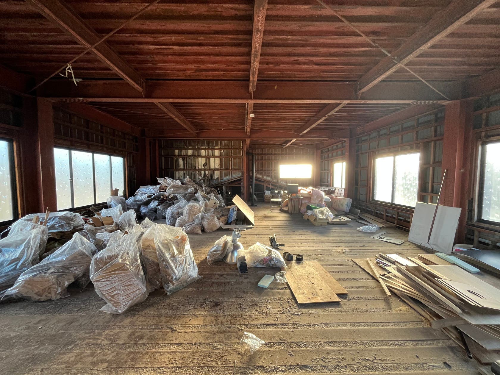 栃木県矢板市/廃墟感のある倉庫、オシャレなカフェスペース、大広間の和室でジャンルに沿ったレンタル撮影スペース！の写真17