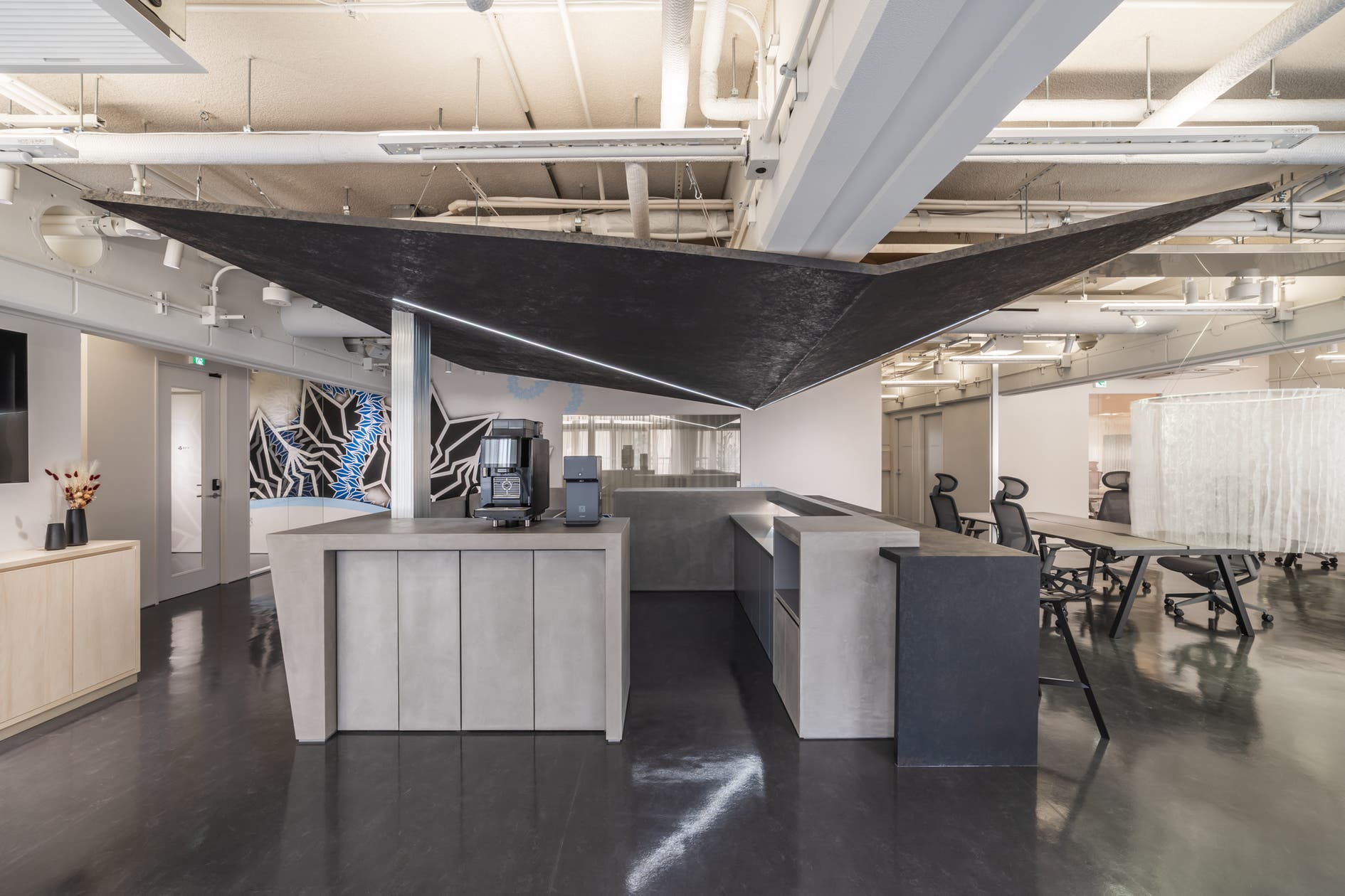 【BRIDGEX workplace】モニター付き！配信も可能なミーティングルームDの写真8