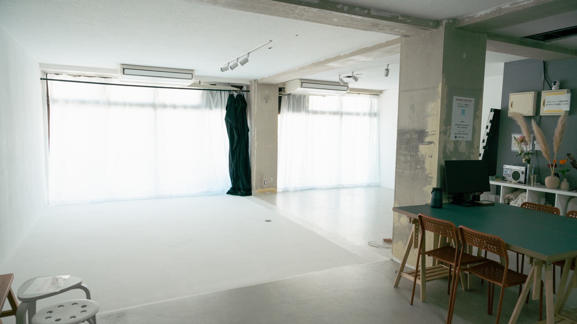 【清澄白河〜錦糸町エリア ※アクセス多数】【90平米】自然光・白ホリ・モルタル床・機材無料貸出しの写真10