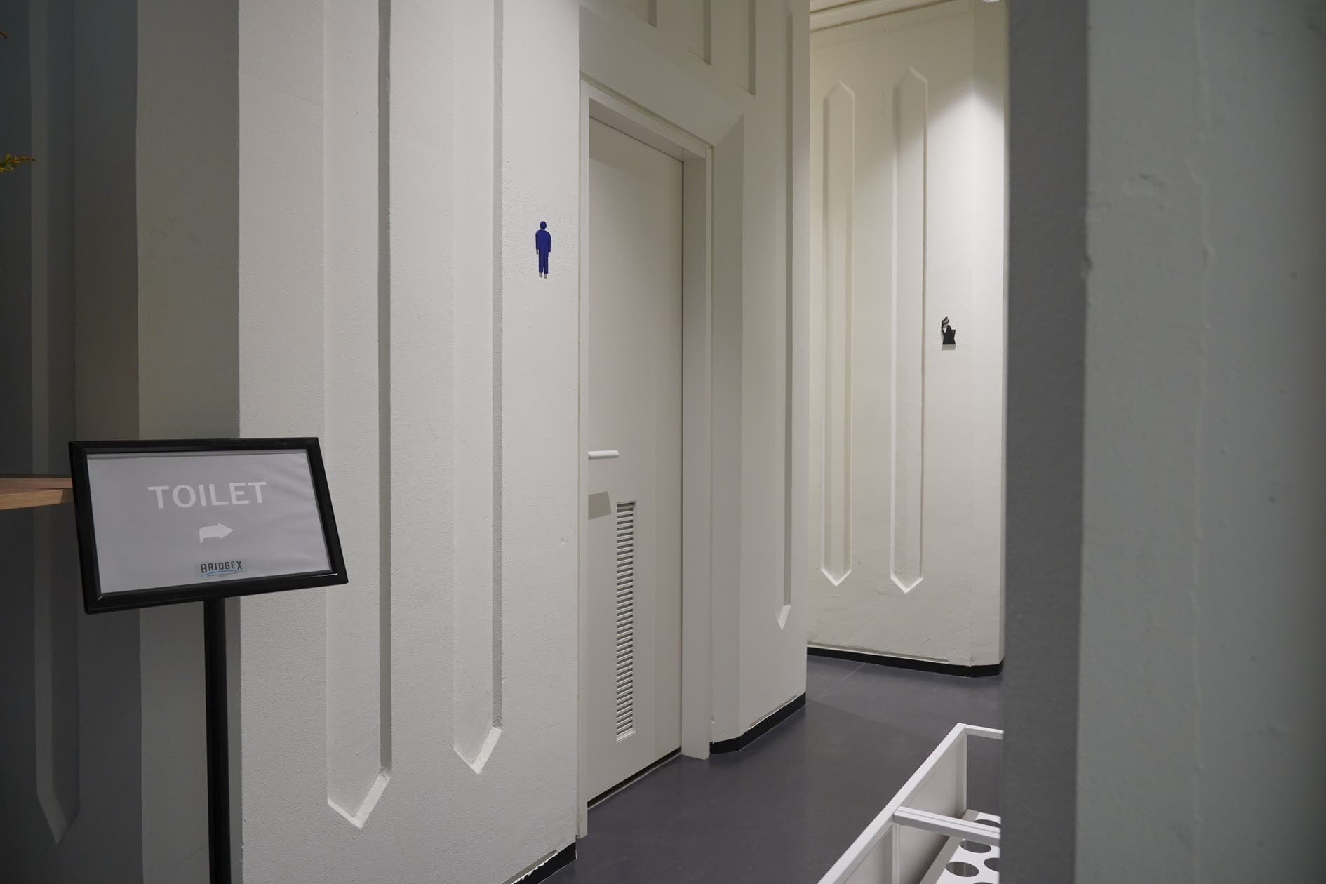 【BRIDGEX workplace】フォンブースAの写真8