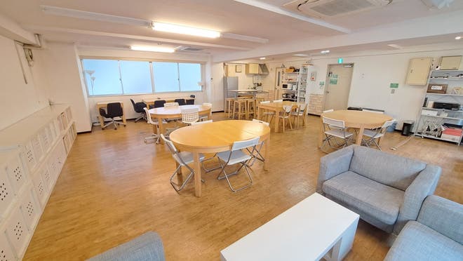 【秋葉原6分】最大50名・81㎡/40名着席可能/キッチン付/パーティー・イベント・撮影に!GARAGE AKIHABARAの写真1