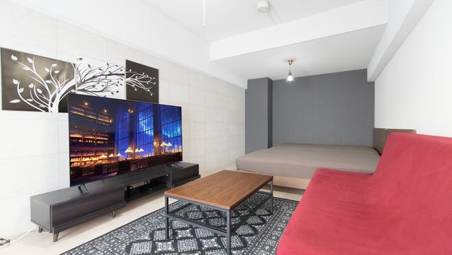 ✨地域最安値挑戦✨【札幌駅徒歩7分】広々居室に65インチTV🎵大人気ゲームに動画鑑賞✨『502』の写真5