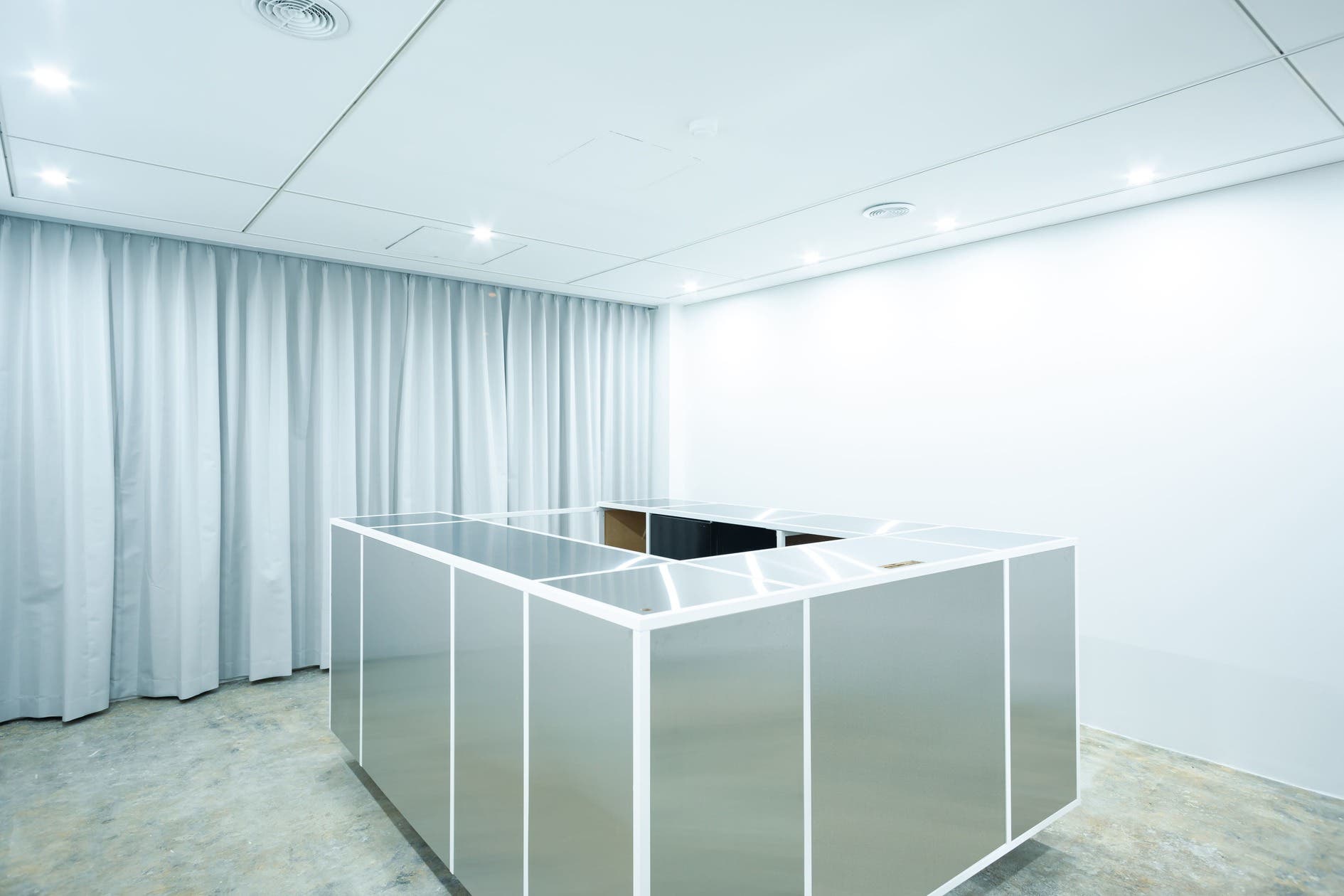 【ドンキ天神15秒・25㎡】福岡/天神駅5分の天神・今泉のポップアップ/フリマ/展示会/撮影に最適スペースの写真5