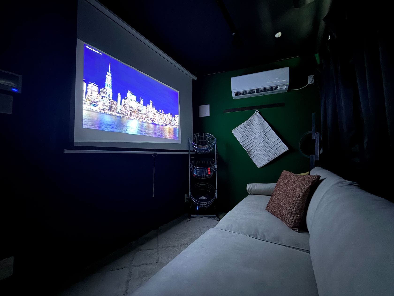 スペモ🏘️北千住駅3分✨デート💗プロジェクター🎥パーティー🍷撮影🎥飲み会🍺819_MOLE北千住の写真1