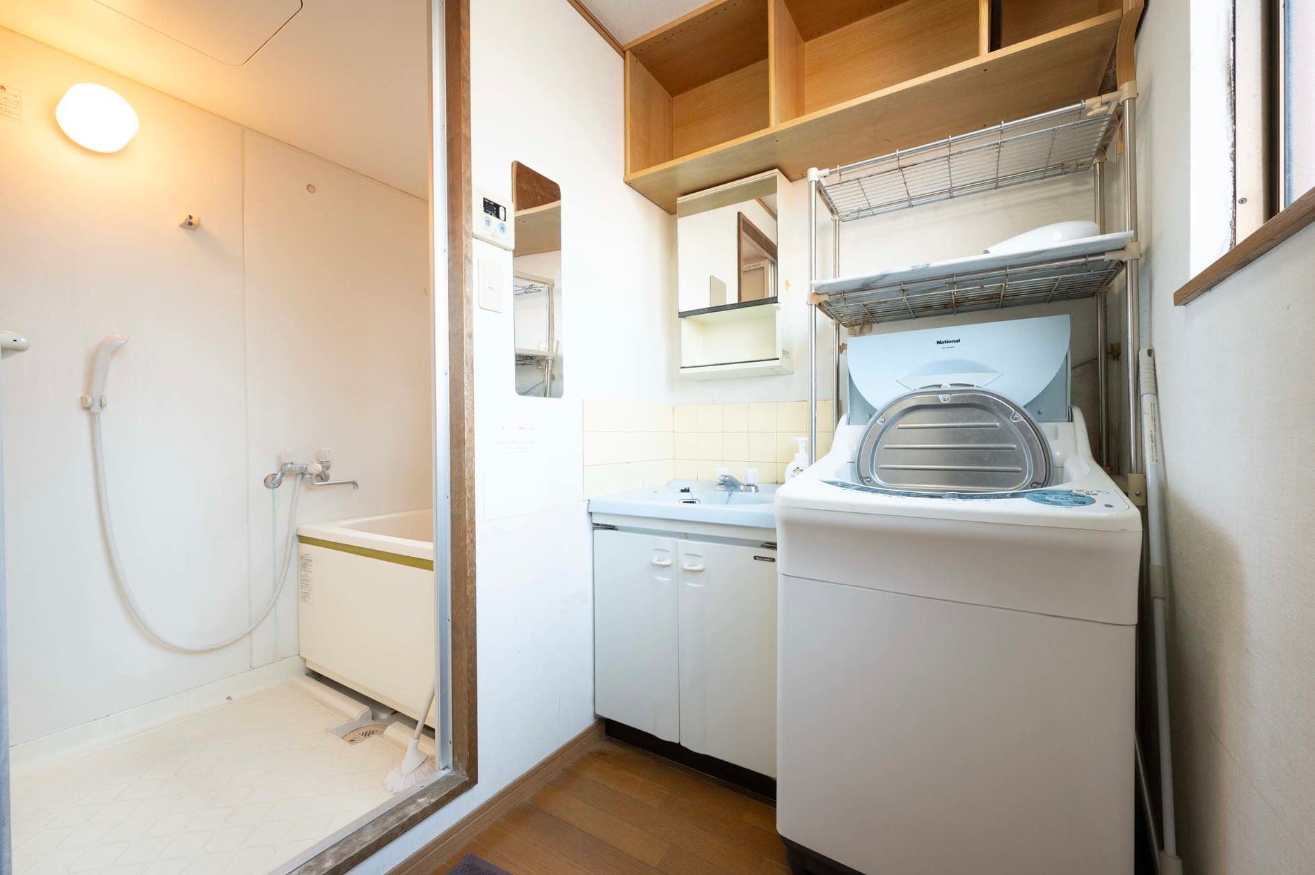 ✨OPEN SALE✨桜木町駅南1A出口から徒歩1分｜隠れ家個室レンタルサロン| 【見学無料・要事前連絡】4F階段の写真21