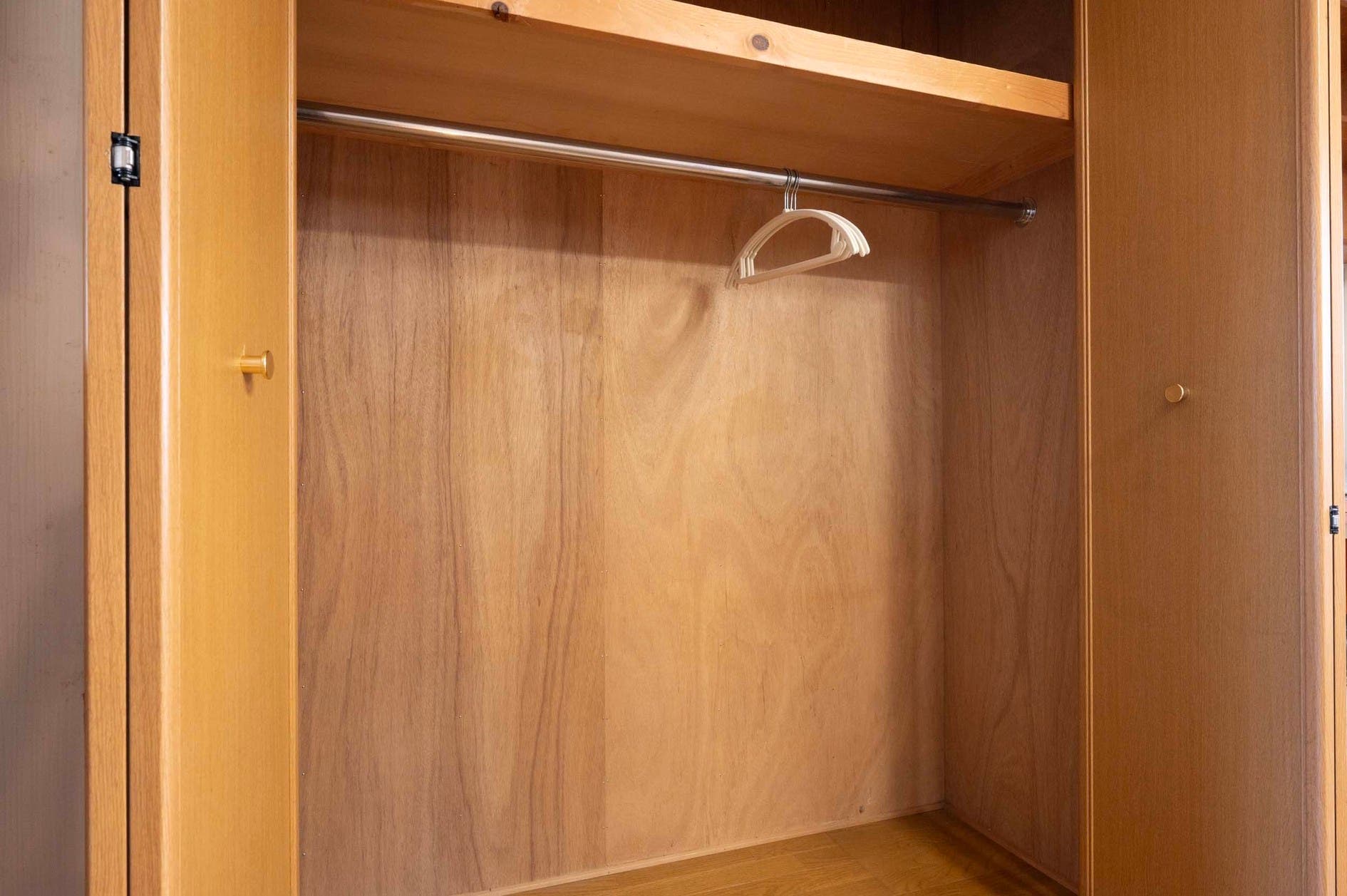 ✨OPEN SALE✨桜木町駅南1A出口から徒歩1分｜隠れ家個室レンタルサロン| 【見学無料・要事前連絡】4F階段の写真19