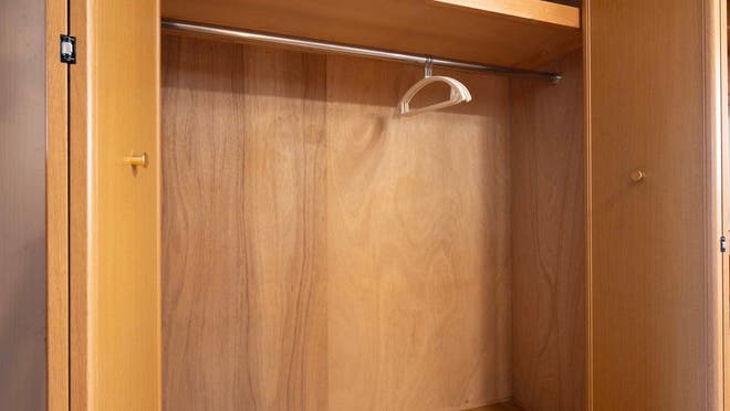 ✨OPEN SALE✨桜木町駅南1A出口から徒歩1分|隠れ家個室レンタルサロン| 【見学無料・要事前連絡】4F階段の写真19