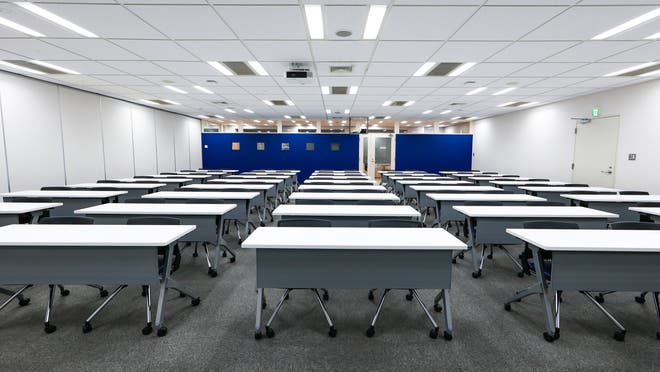 新宿駅A1出口直結 | 7日前までキャンセル無料【セミナールーム4 / アビタス】スタッフ常駐・相談会や展示会等幅広い用途に対応の写真4