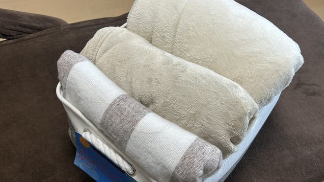 【金山駅徒歩2分】✨清潔なオシャレ空間✨施術ベッド2台完備✨シャワー&タオルレンタル✨30分清掃タイム付✨備品充実✨ゴミ捨て無料の写真6