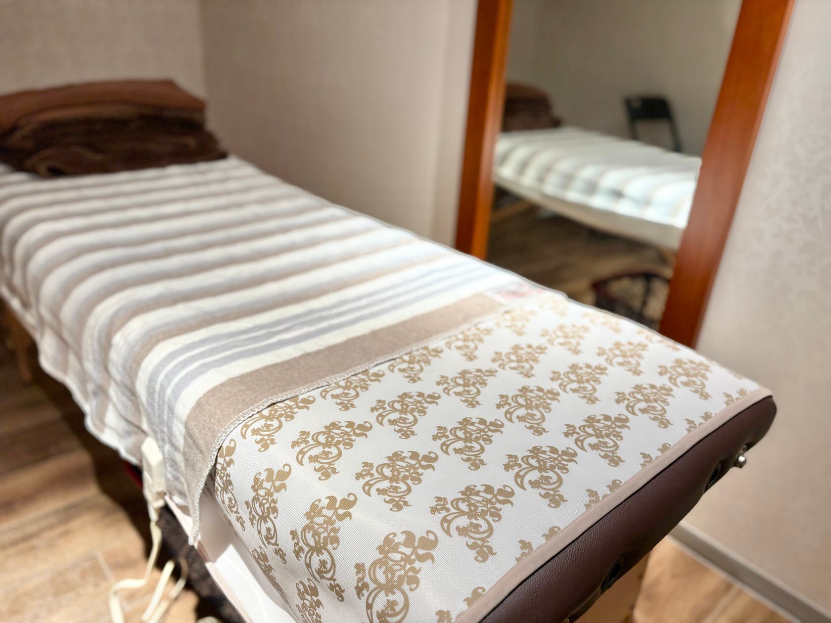 【エステルームA】岩倉市｜コンビニ３０秒✨完全個室のレンタルサロン/ヒートマット・スチーマー/映え撮影✤Wi-Fi有の写真8