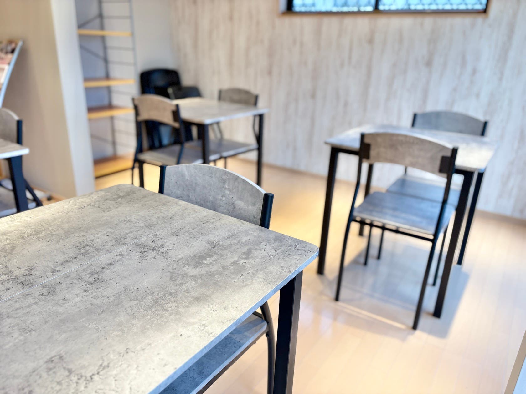 【コワーキングスペース】岩倉／駐車場あり🛜Wi-Fi完備｜キッチン付きオープンスペース｜テレワーク・会議・作業に最適の写真5