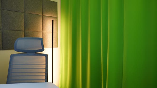 【BRIDGEX workplace】モニター付き!配信も可能なミーティングルームDの写真6