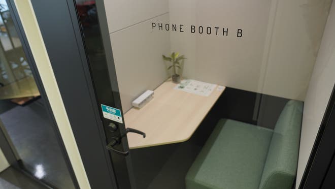 【BRIDGEX workplace】フォンブースBの写真2