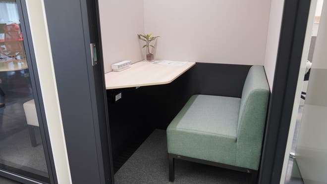 【BRIDGEX workplace】フォンブースBの写真4