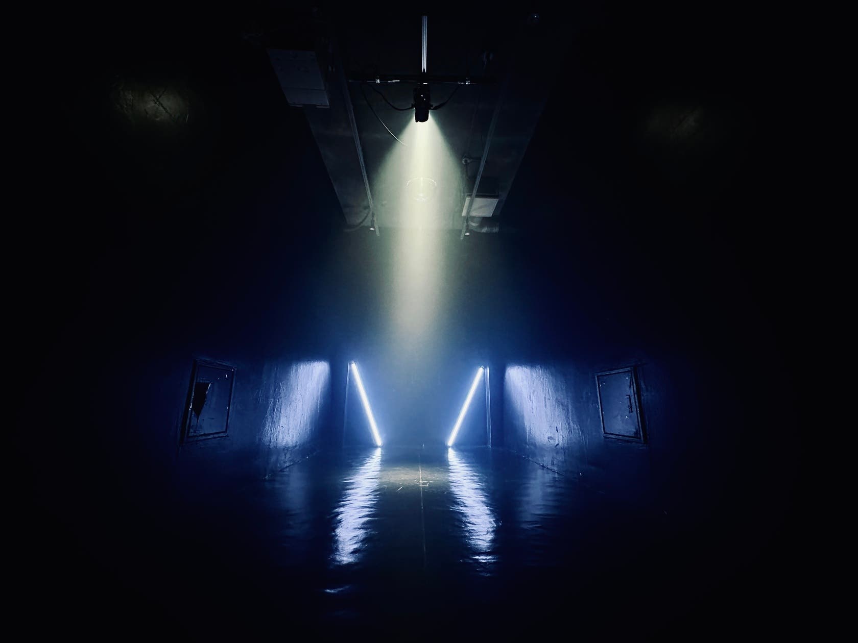 ベストホスト運営✨Tiktok撮影に最適スタジオ！スモークマシン有り・ミラーボールで動画撮影【B1F】ベースカラー：ブラックの写真2