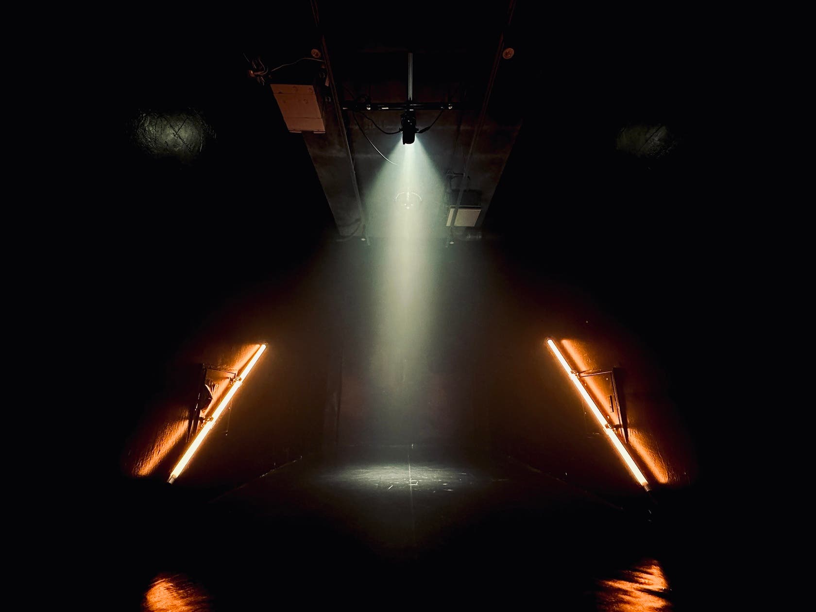 ベストホスト運営✨Tiktok撮影に最適スタジオ！スモークマシン有り・ミラーボールで動画撮影【B1F】ベースカラー：ブラックの写真10