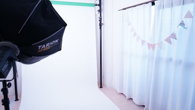 【大曽根駅徒歩2分】グレー塗り壁風+ピンクアーチ背景、白ホリ背景紙、クロマキー合成グリーンバック、子ども撮影に人気の写真13