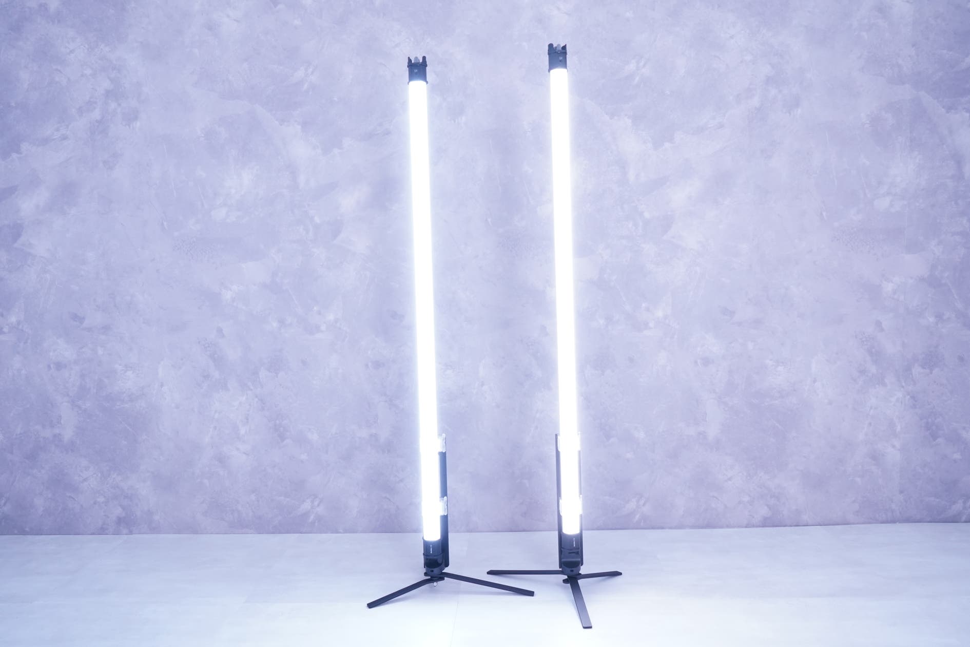 【大曽根駅徒歩2分】グレー塗り壁風+ピンクアーチ背景、白ホリ背景紙、クロマキー合成グリーンバック、子ども撮影に人気の写真14