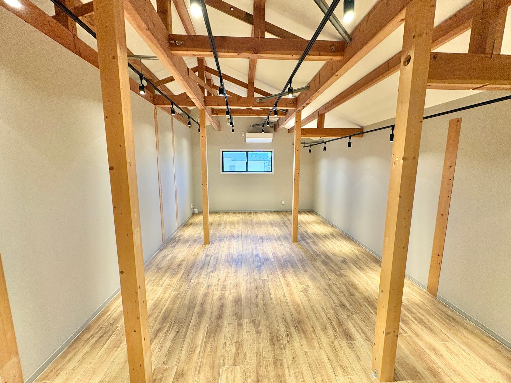 【ダンススタジオ】✨️岩倉市🚗駐車場有✨️《２９㎡》𝑵𝑬𝑾-𝙊𝙋𝙀𝙉ダンス・バレエ・ヨガ・レッスンの写真2