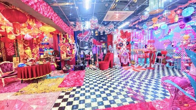 アメリカンダイナーとチャイナ撮影ならここ!王子駅徒歩8分のキャラモード系列4号店!の写真1