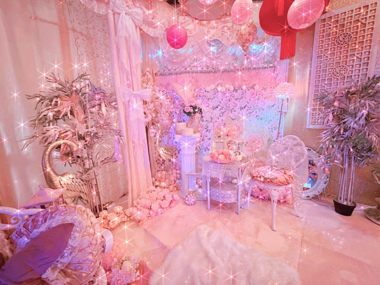 アメリカンダイナーとチャイナ撮影ならここ！王子駅徒歩8分のキャラモード系列4号店！の写真4