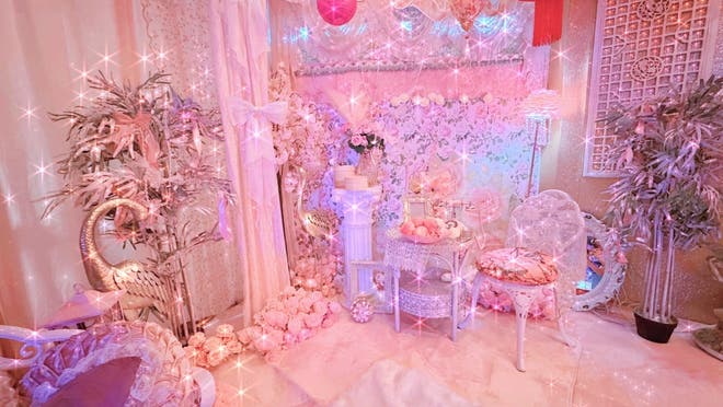 アメリカンダイナーとチャイナ撮影ならここ!王子駅徒歩8分のキャラモード系列4号店!の写真4