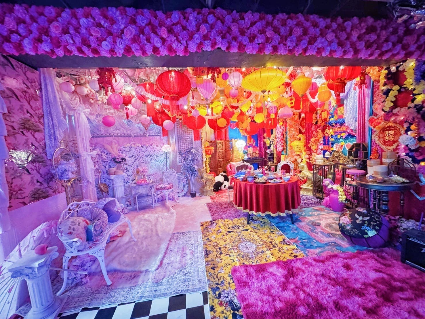 アメリカンダイナーとチャイナ撮影ならここ！王子駅徒歩8分のキャラモード系列4号店！の写真11