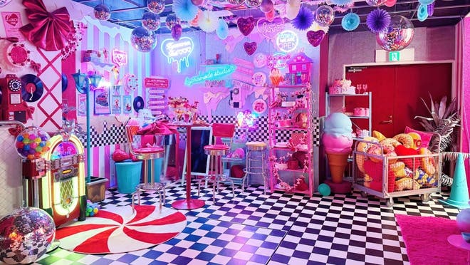 アメリカンダイナーとチャイナ撮影ならここ!王子駅徒歩8分のキャラモード系列4号店!の写真14