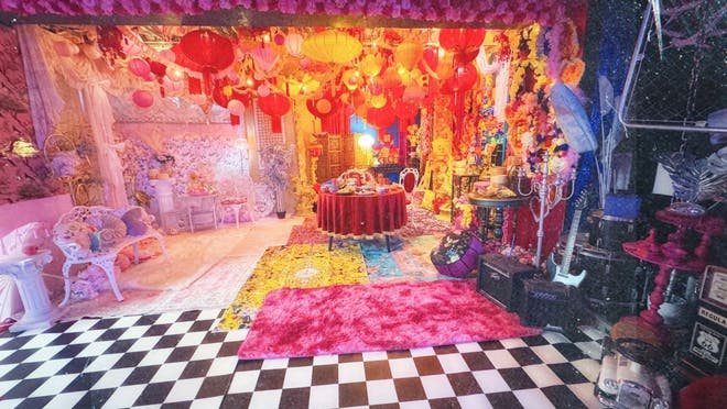 アメリカンダイナーとチャイナ撮影ならここ!王子駅徒歩8分のキャラモード系列4号店!の写真19