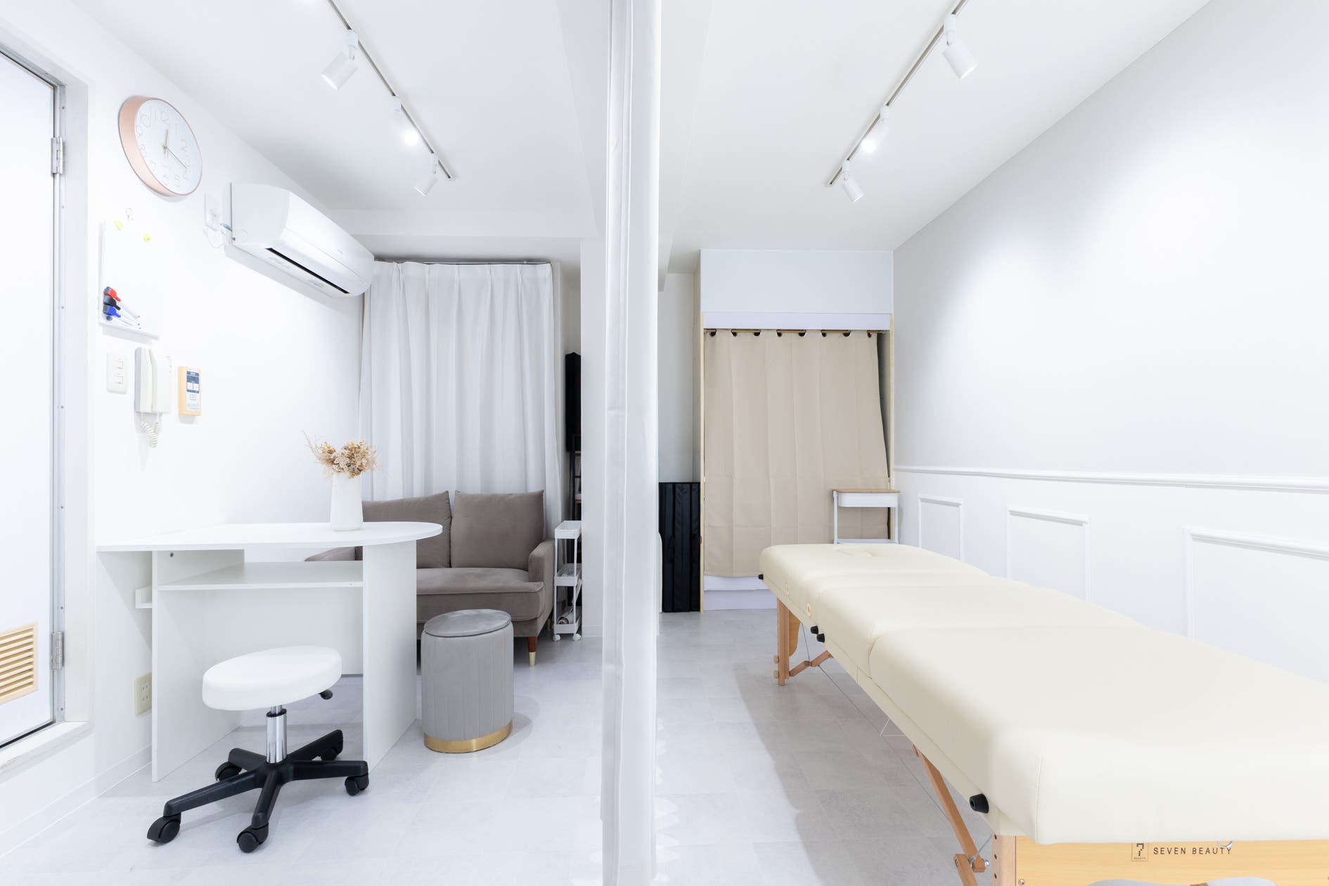 【💐完全貸切プライベートサロン｜なんば駅5分すぐ✨】JR＆地下鉄6駅7線利用可👌リラク・整体に最適👌２２m²の写真4