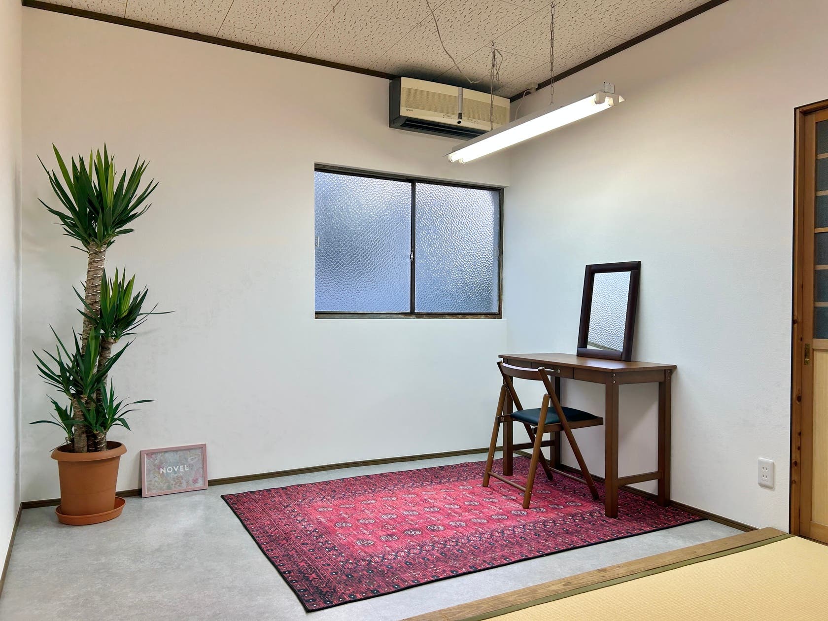 自然光が入る白ホリ仕様の撮影レンタルスタジオ！の写真4