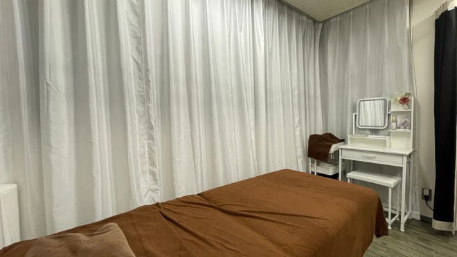 笹塚駅徒歩4分のセルフホワイトニング&エステサロンの写真2