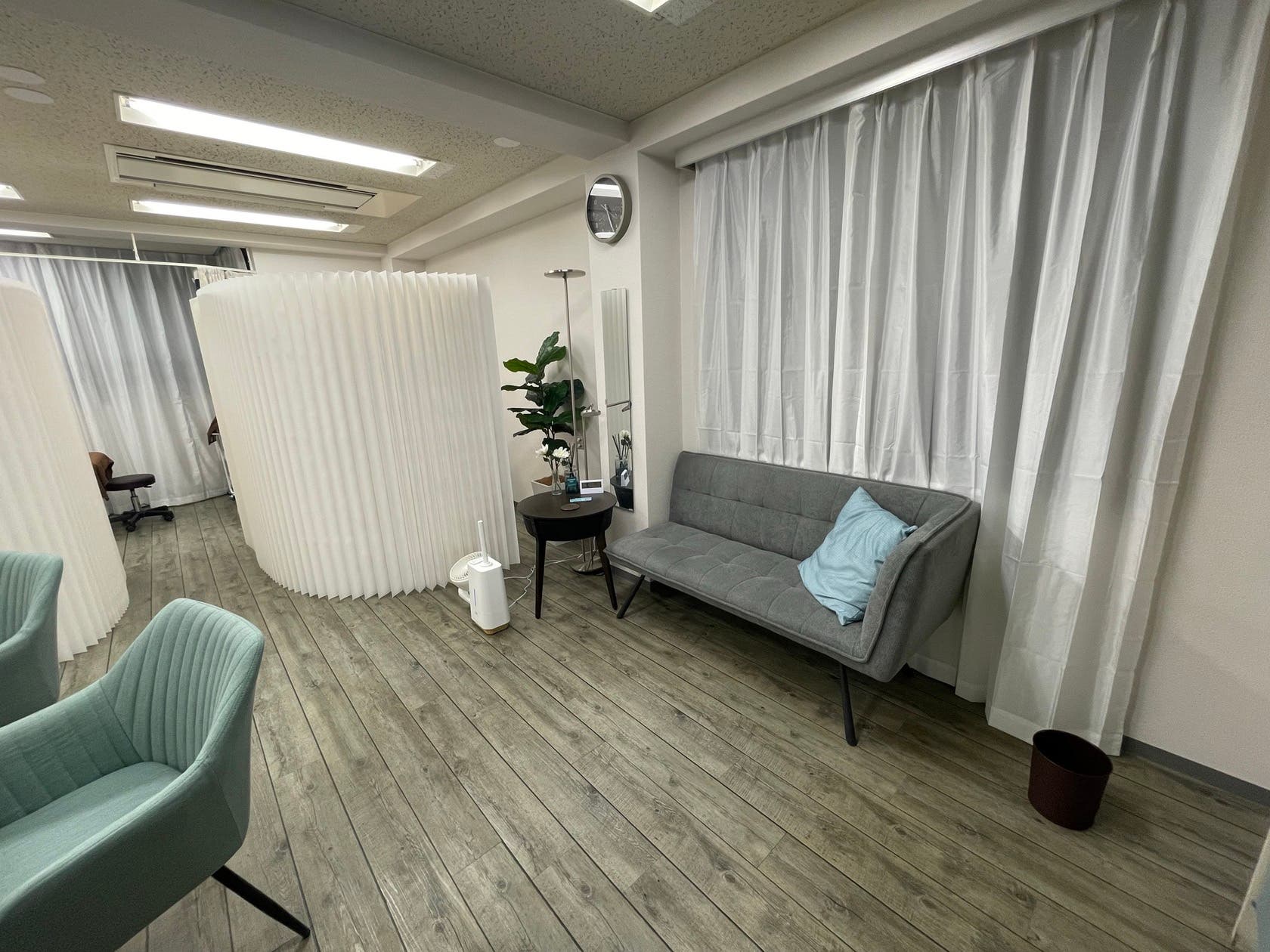 笹塚駅徒歩4分のセルフホワイトニング&エステサロンの写真4