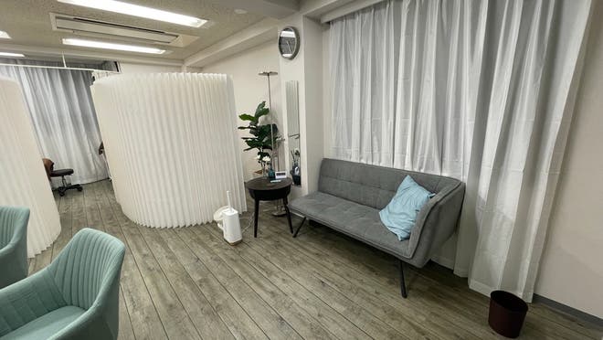 笹塚駅徒歩4分のセルフホワイトニング&エステサロンの写真4