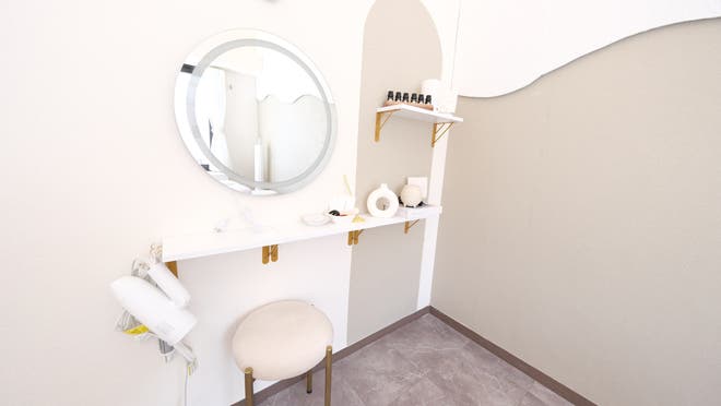 《OPENセール中🎉》【五反田徒歩2分】完全個室レンタルサロン✨エステ・整体・ネイル・撮影|見学受付中|備品充実|調光ライトの写真2