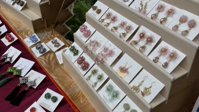 鎌倉大仏前のお土産屋のデッキの写真8