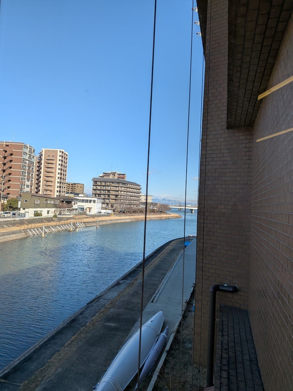 JR石山駅・京阪唐橋駅から徒歩圏内の瀬田川の自然と歴史を満喫できる落ち着いた環境の会議室の写真4