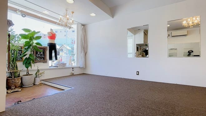 レンタルスペース美容と健康【若草】の写真2