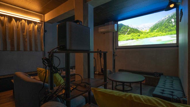 セレコレ🌳価格破壊💰最大12名🉐シアター✨プロジェクタ📽️映画🐈⬛デート💓ゲーム🎮女子会💗nifty新橋の写真4