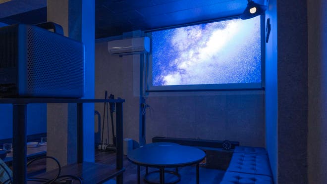 セレコレ🌳価格破壊💰最大12名🉐シアター✨プロジェクタ📽️映画🐈⬛デート💓ゲーム🎮女子会💗nifty新橋の写真6