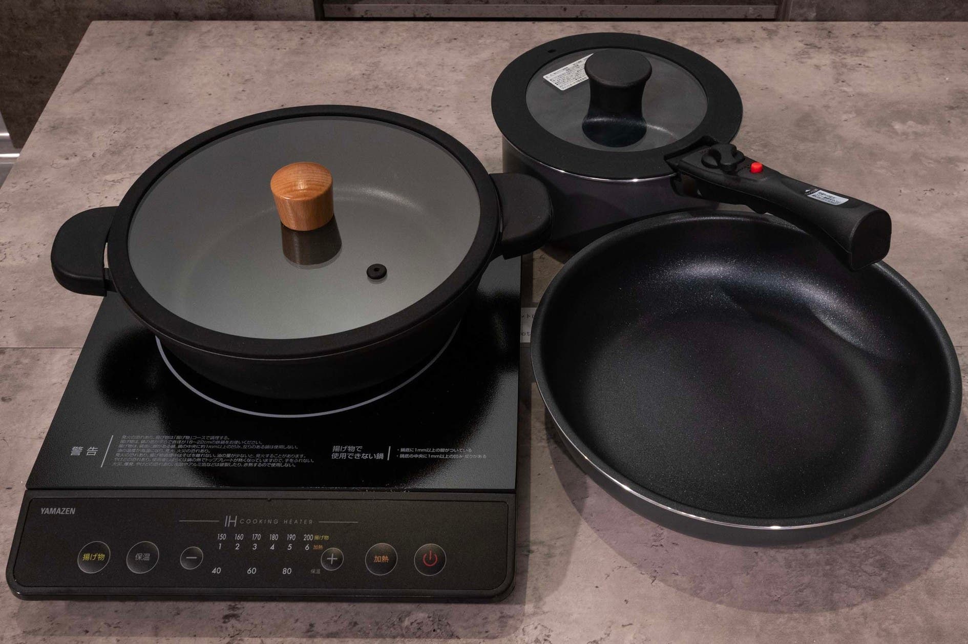 ④卓上IHヒーターとお鍋セットの画像1