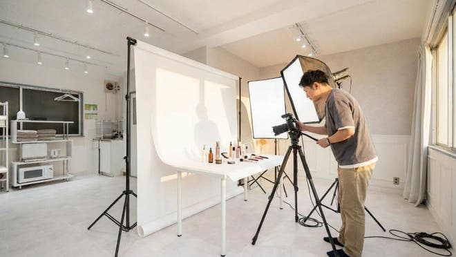 【06✨撮影スタジオ✨撮影機材・小物無料】 神田駅西口3分|6駅11路線アクセス可🌟モール壁で高級感グッと演出💐ポートレートの写真5